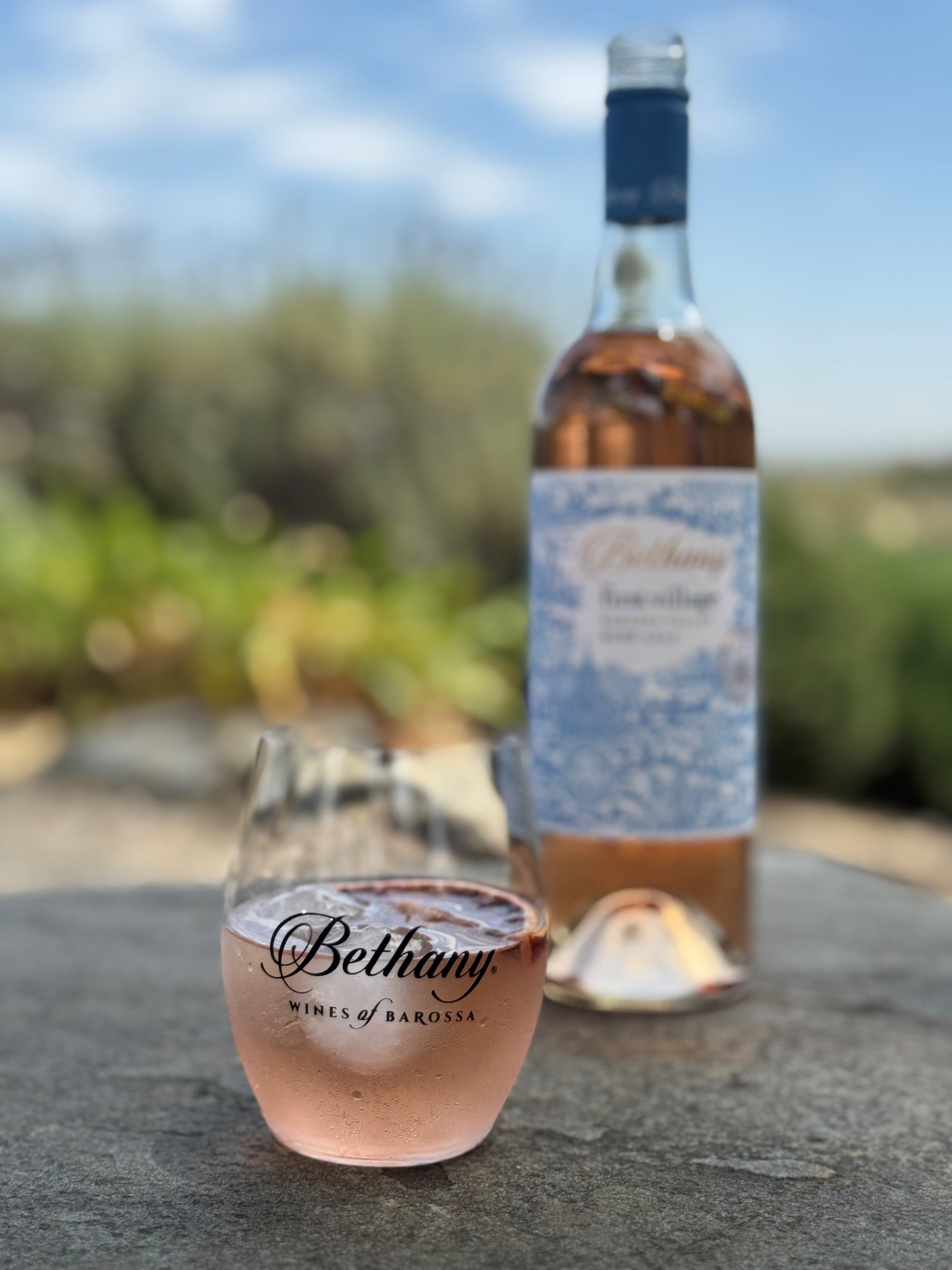 Plunge Pool Rose (piscine) _ Enjoy at Cellar Door – Bethany Wines of ...